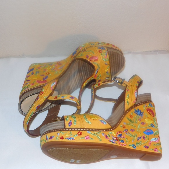 Gianni Bini | Shoes | Multi Color Wedges | Poshmark